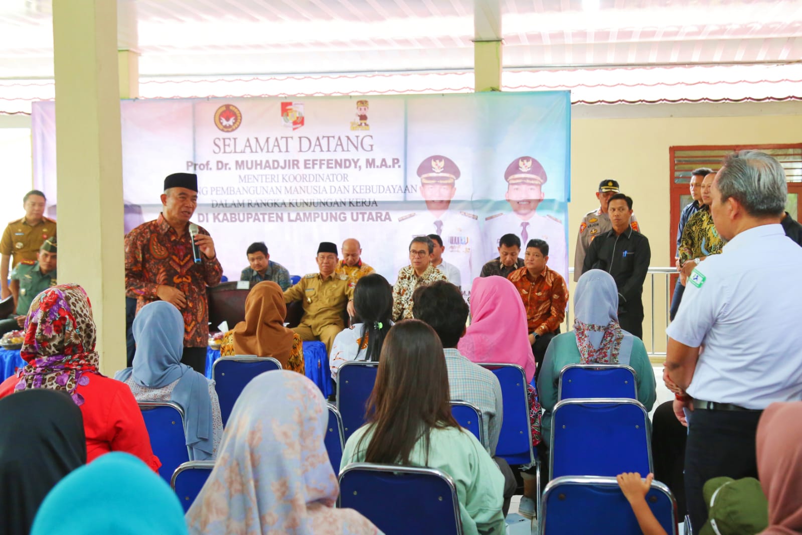 Menko PMK Jadi Bapak Asuh Anak Stunting di Kabupaten Lampung Utara | Kementerian Koordinator ...